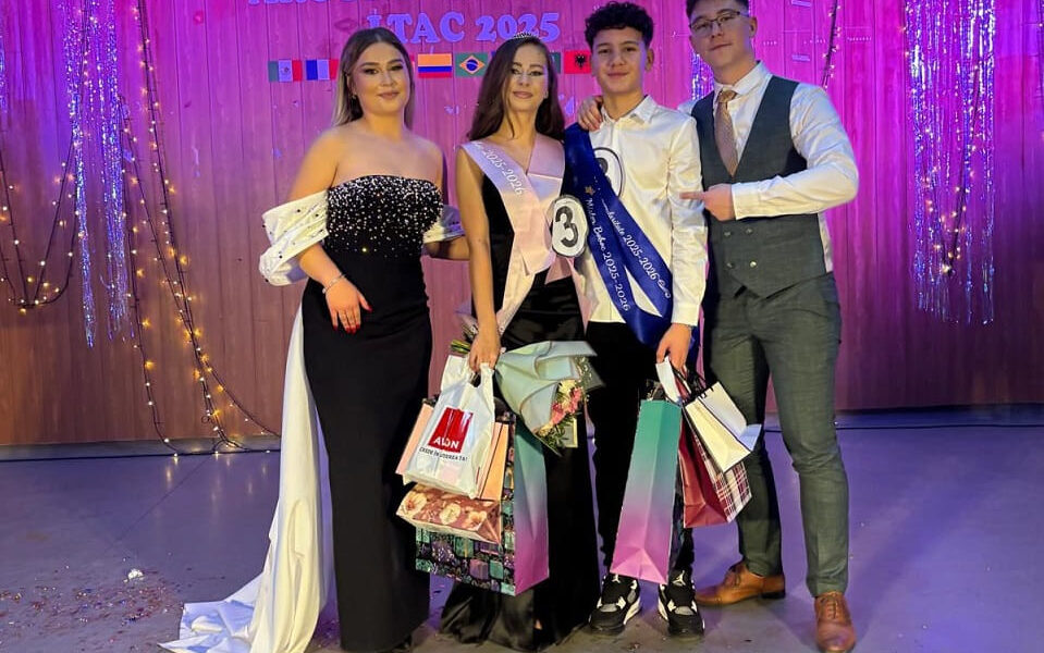 Onescu Melisa și Șuteu Patrick, Miss și Mister Boboc 2025 la Liceul ...